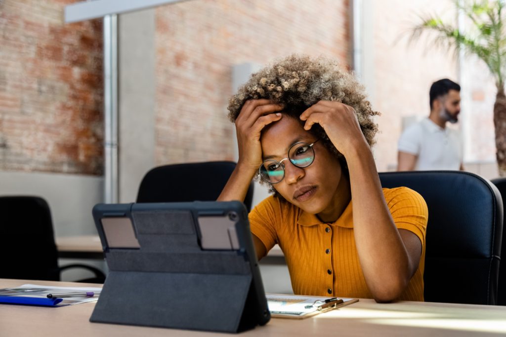 How To Deal With Difficult Coworkers | 10 Suggestions | Saletta